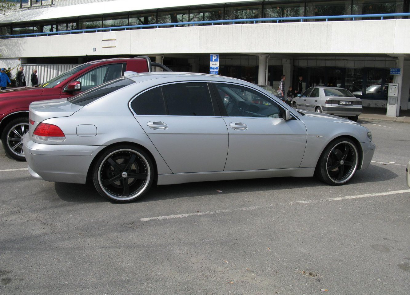 BMW 7 Series (E65) 760i (445 Hp) Steptronic